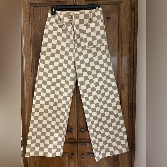 Altar'd State | Pants & Jumpsuits | Altard State Beige And White ...
